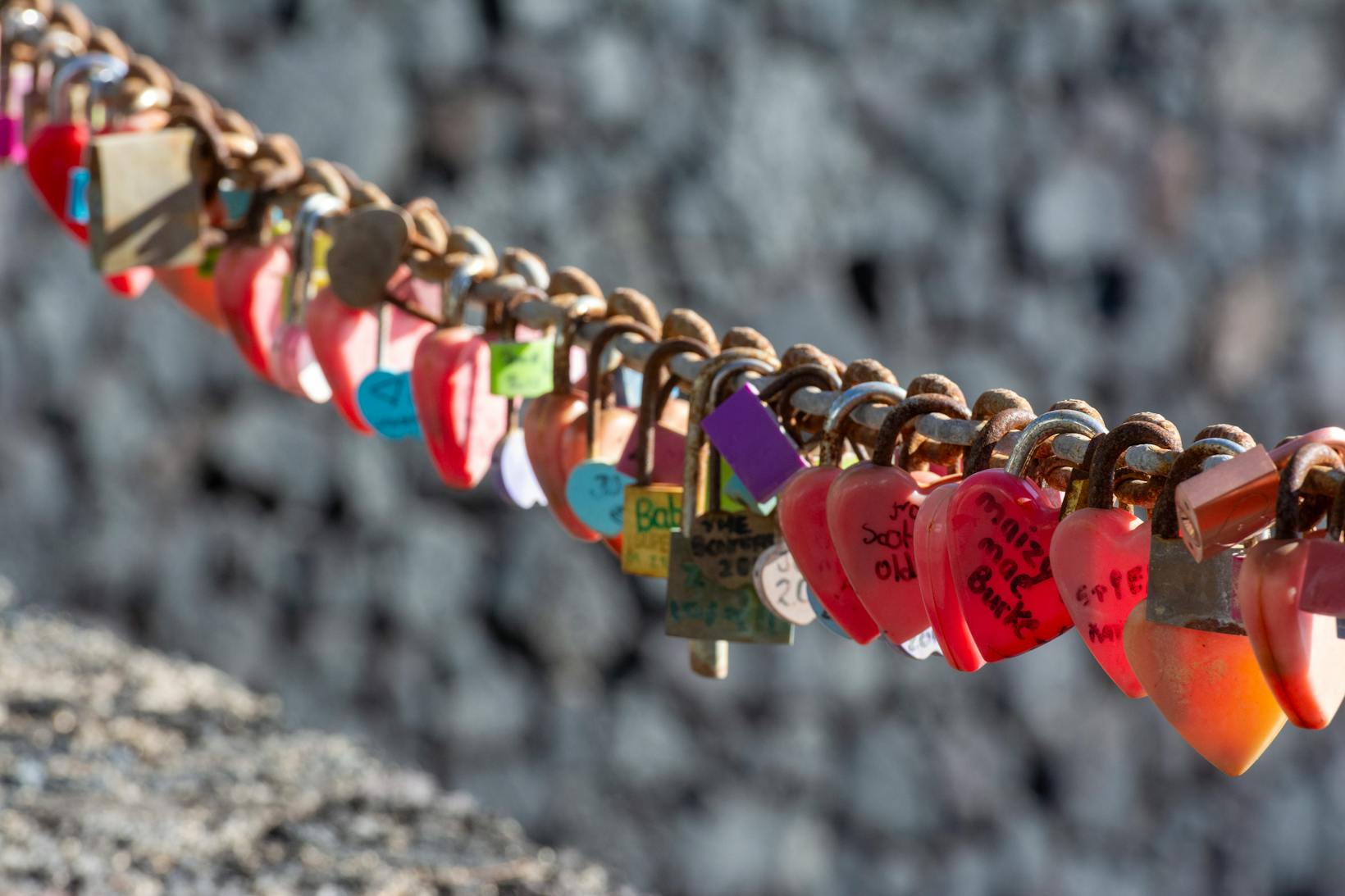 The Fascinating History of Love Tokens in the 18th Century - loopyinlove